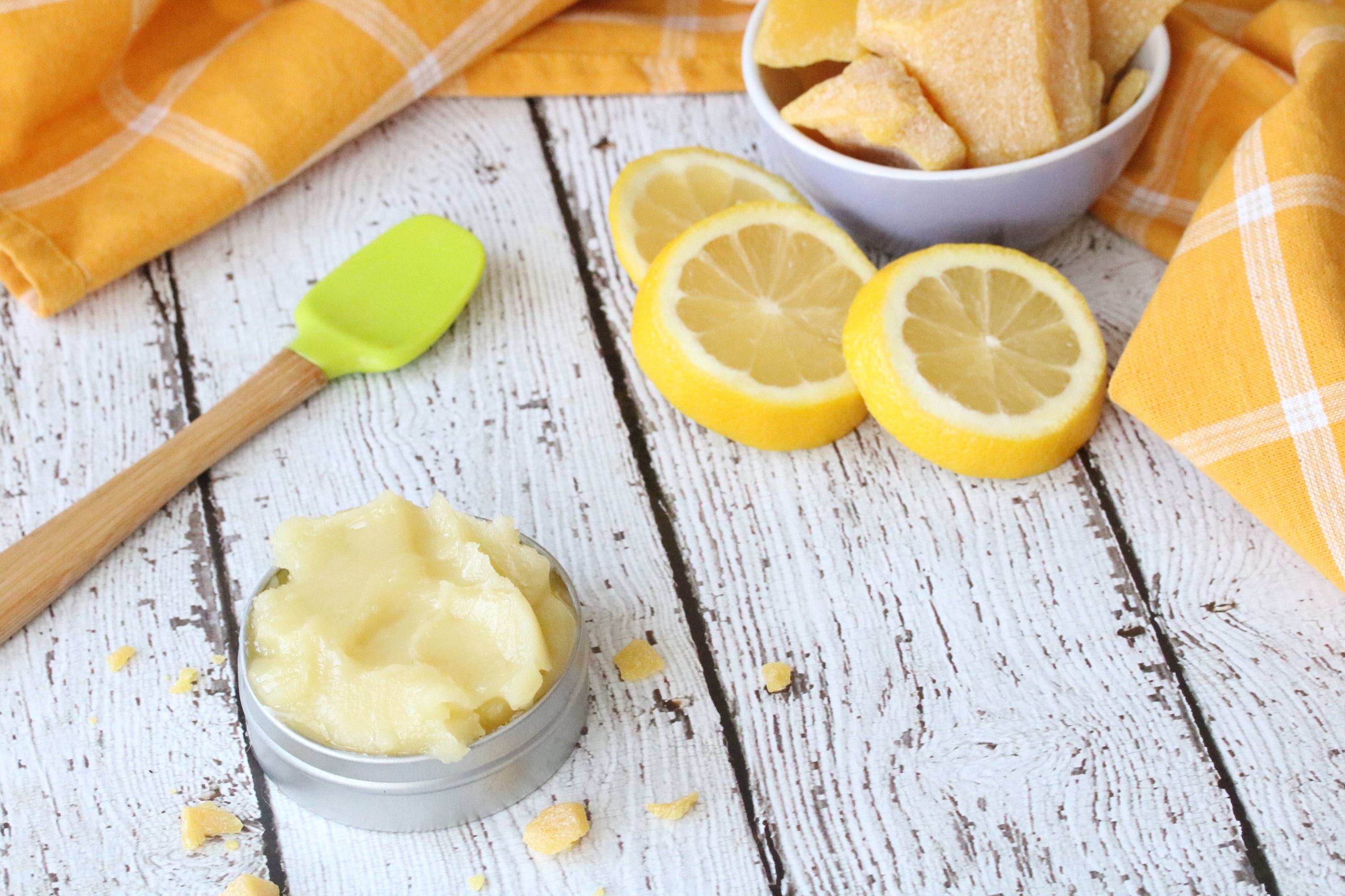 3 Ingredient Lemon Diy Lotion - Fit as a Mama Bear