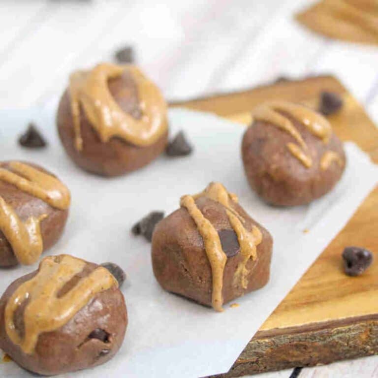 15+ High Protein Bedtime Snacks [Dairy & Gluten-Free] - Fit as a Mama Bear