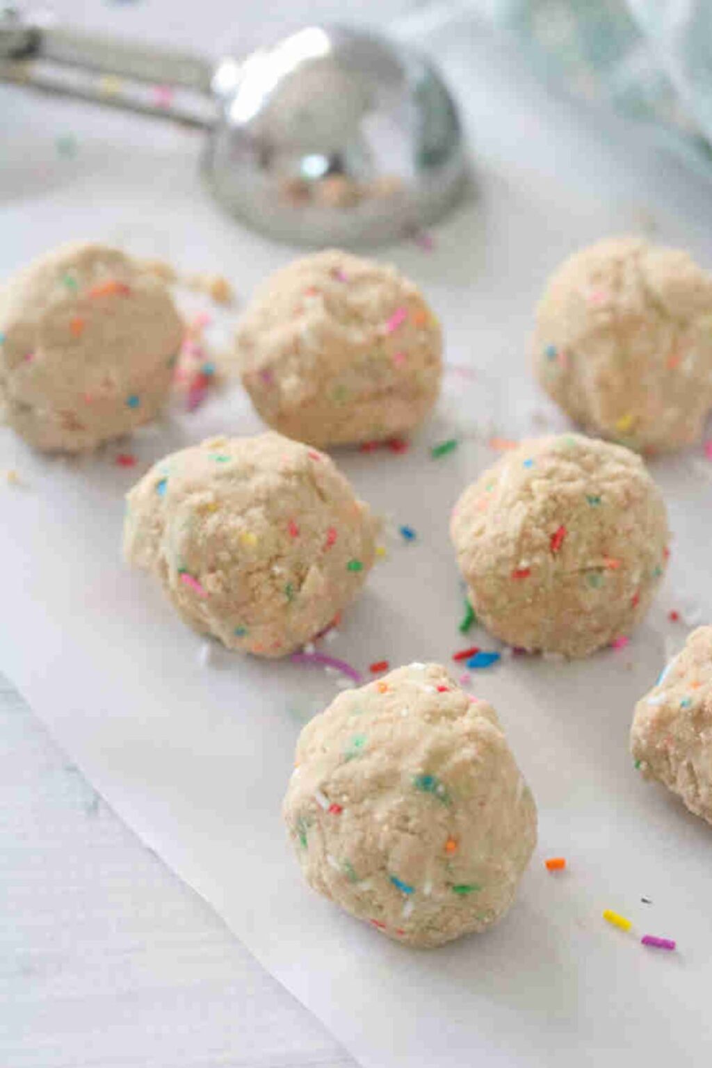 Birthday Cake Protein Balls [Dairy and Gluten Free] - Fit as a Mama Bear