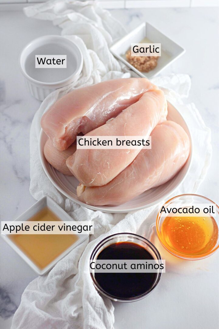 5 Ingredient Crockpot Chicken [Paleo] - Fit as a Mama Bear